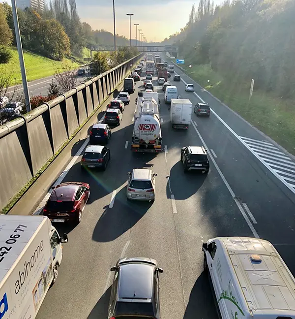 L’autoroute et route pour automobile - Le Permis Belge