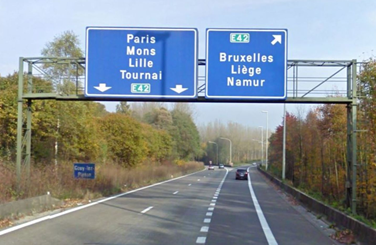 L’autoroute et route pour automobile - Le Permis Belge